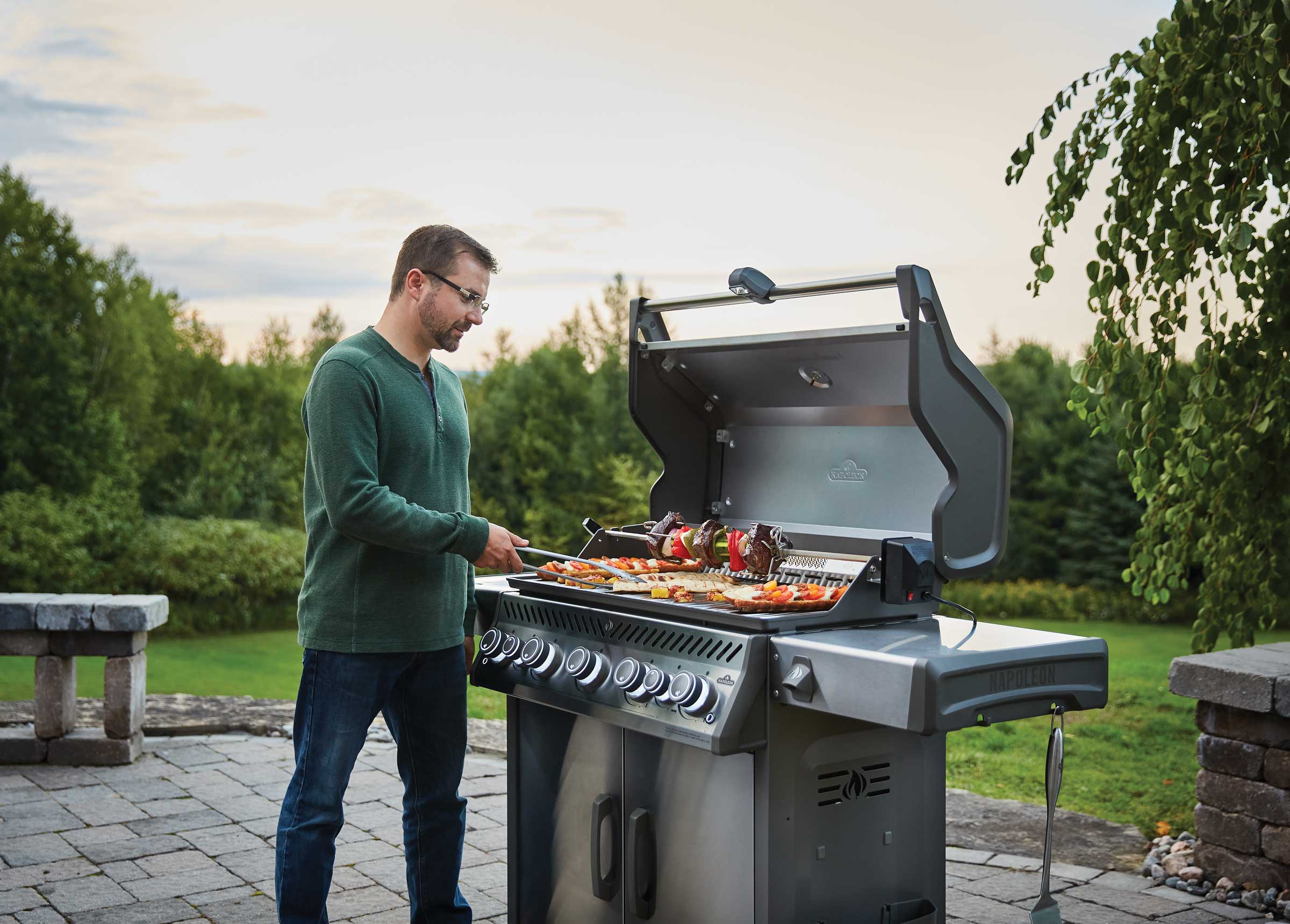 Outdoor Grills - Fireside NWO